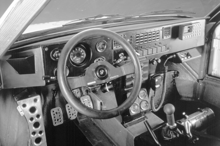 Lancia Delta S4 - Ultimate Guide & Research Hub