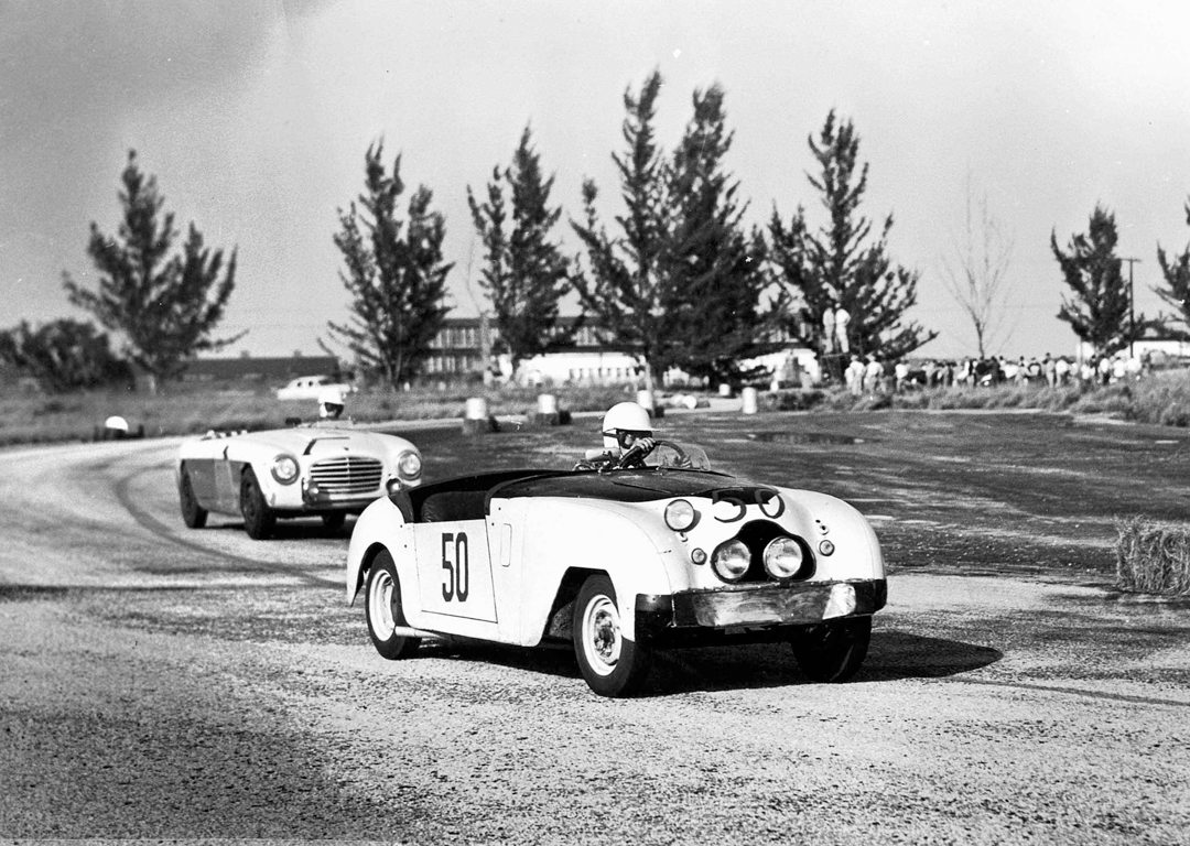 The First All-American Sports Car