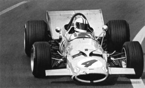 McLaren M7A