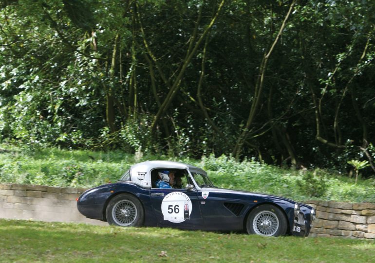 Tour Britannia (2010) - Recap & Photo Gallery