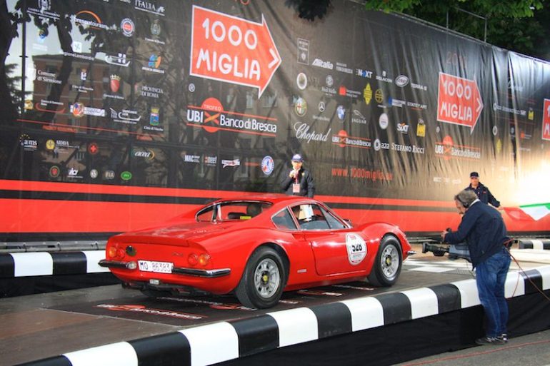 Ferrari Tribute to Mille Miglia 2010 - Photo Gallery and Video