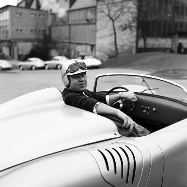 Paul Strahle (1927-2010)