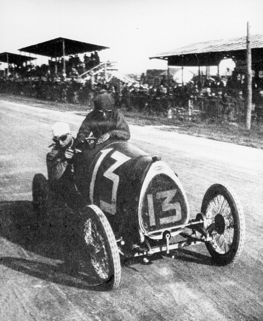 1924 Bugatti Type 13 - Brescia in Black