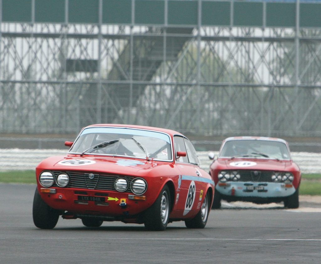 HSCC Historic Race Meeting at Silverstone (2011) - Recap & Photo Gallery