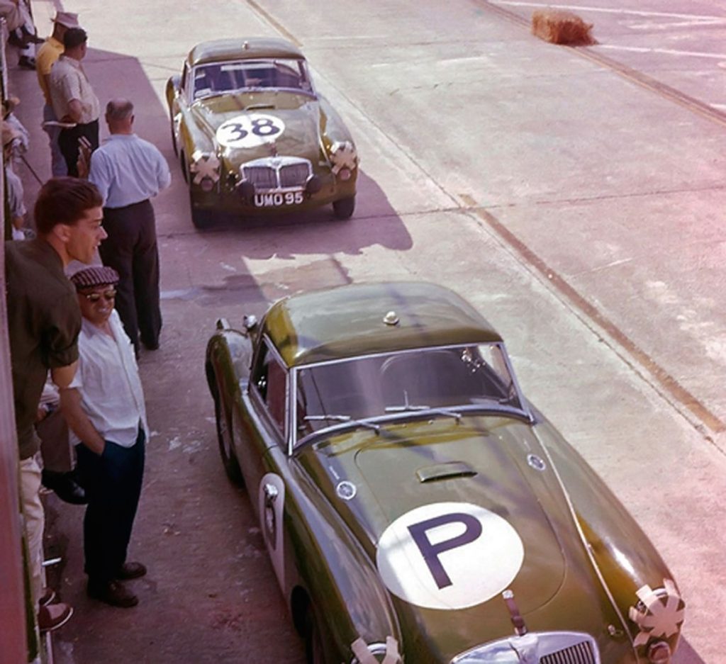 1960 Sebring 12 Hours - Race Photos, History, Profile
