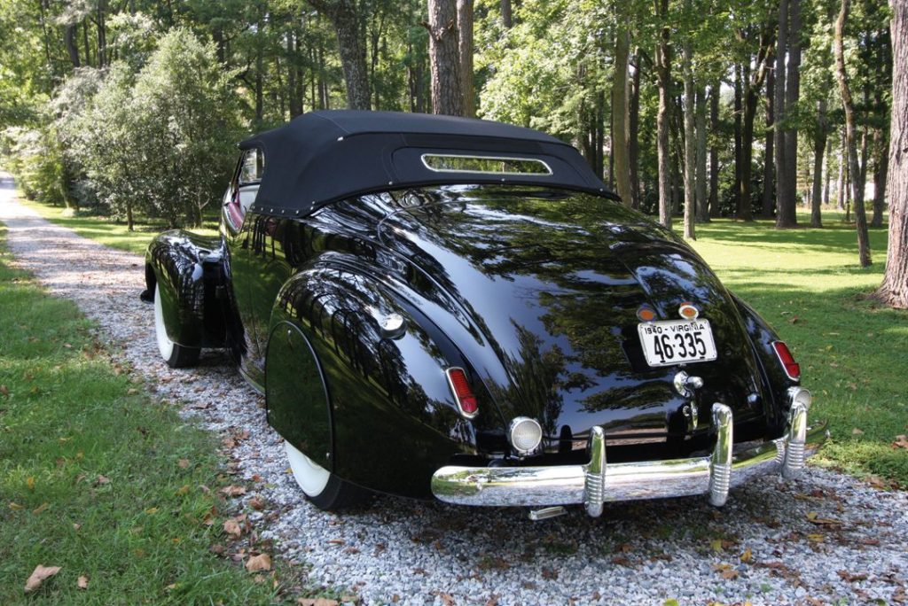 1940 limited edition Nash Ambassador Eight Special Cabriolet