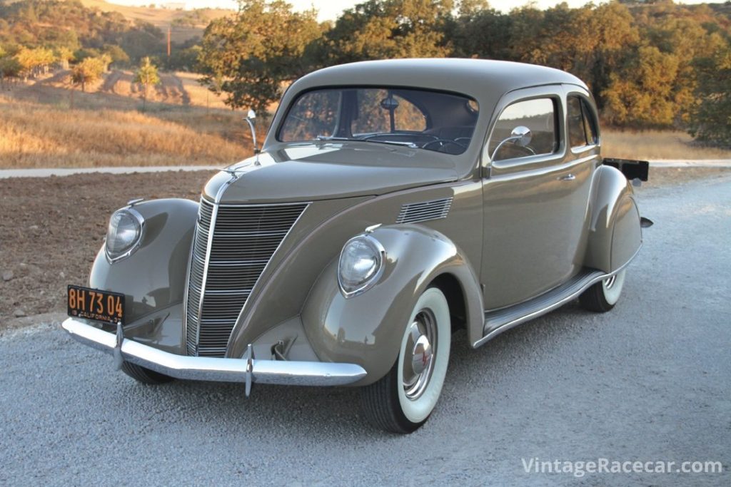 1937 Lincoln Zephyr - Teardrops in the Wind