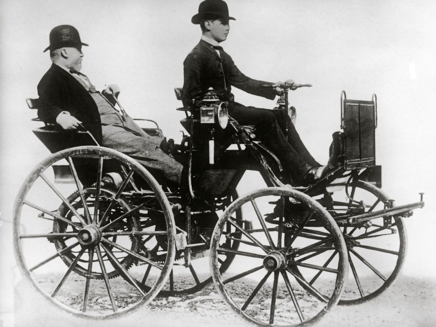 Concise History of Cars - The Automobile in the Early Days