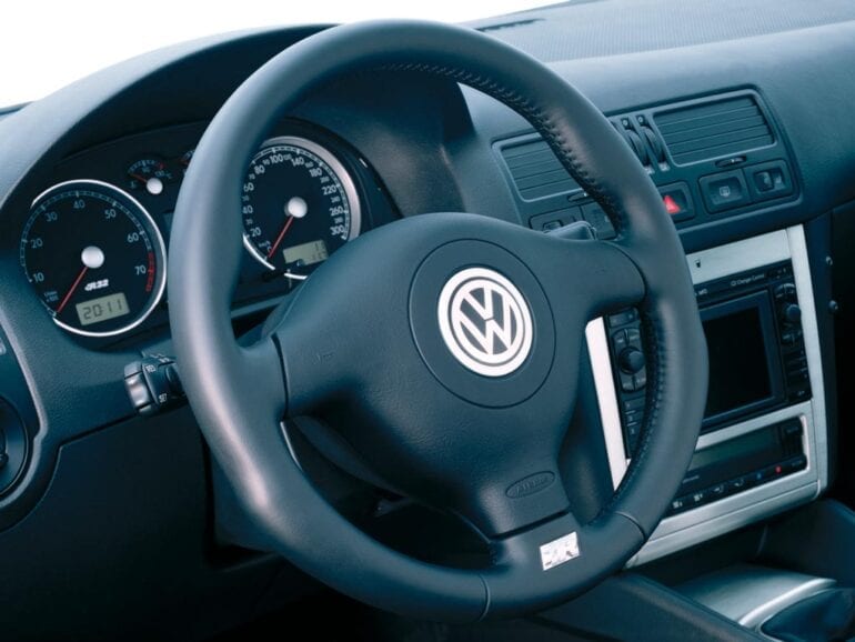 2002 Volkswagen Golf R32