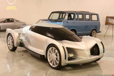 2002 GM Autonomy Concept