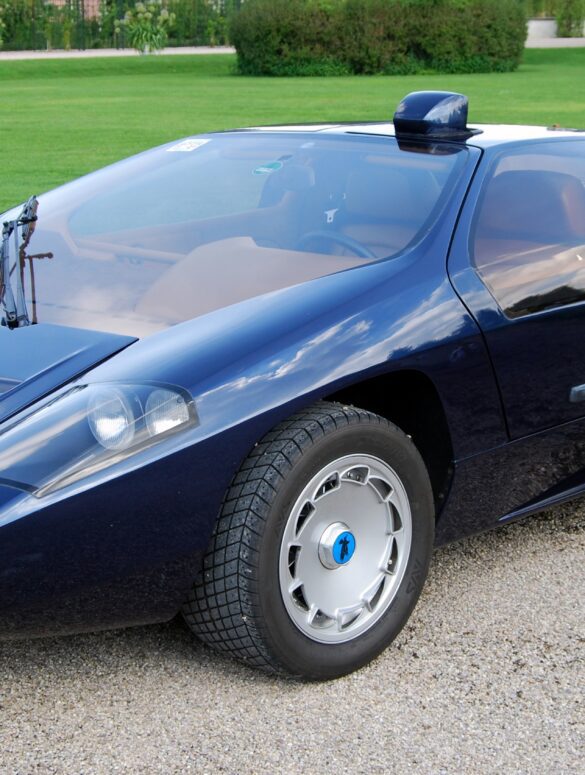 1984 Isdera Imperator 108i