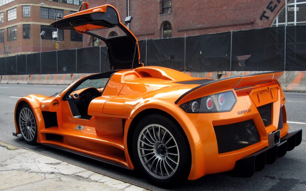 Gumpert Apollo Image Gallery