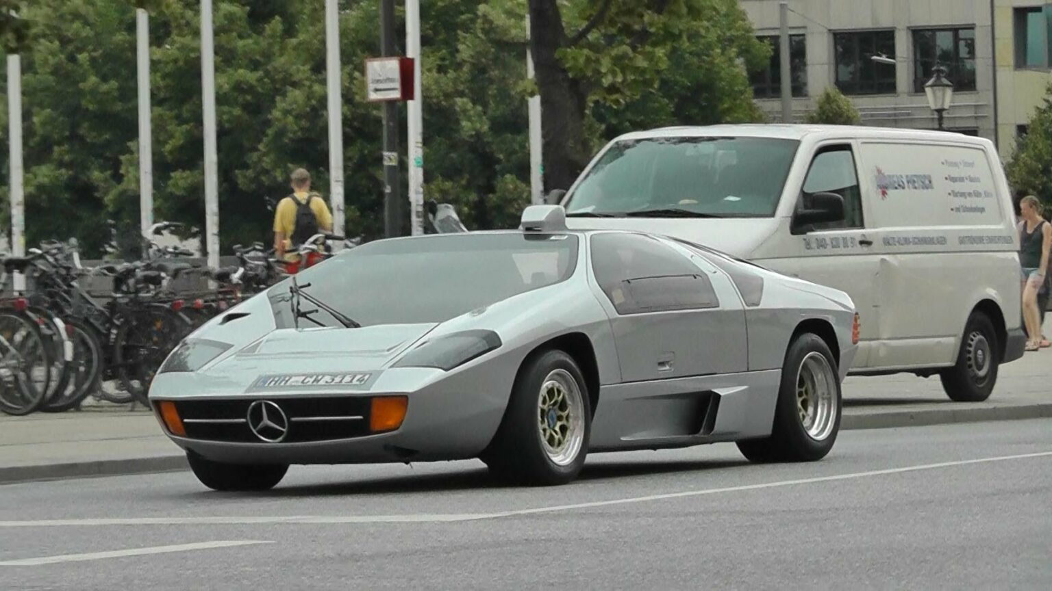 1984 Isdera Imperator 108i