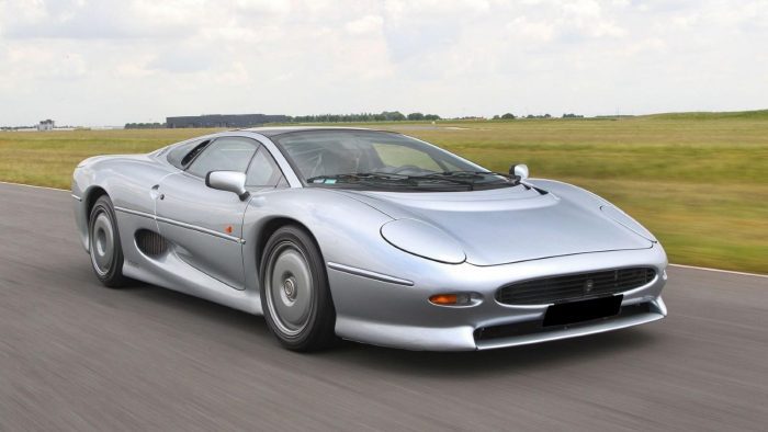 jaguar xj220 Archives | Supercars.net