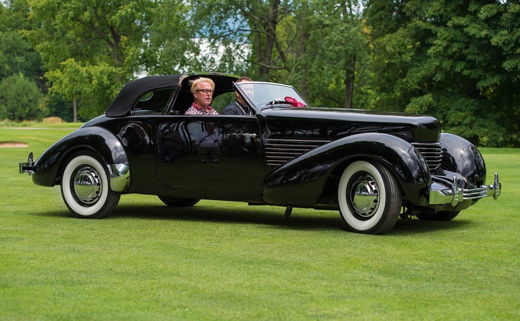 1935 Cord 810 Gallery | | SuperCars.net