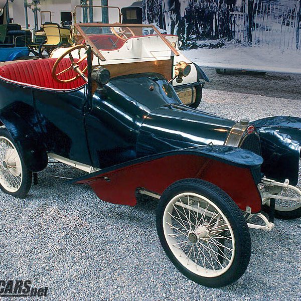 Bugatti Model Guides (Concept Cars) Archives - Supercars.net