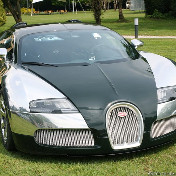 Bugatti Images & Photo Galleries