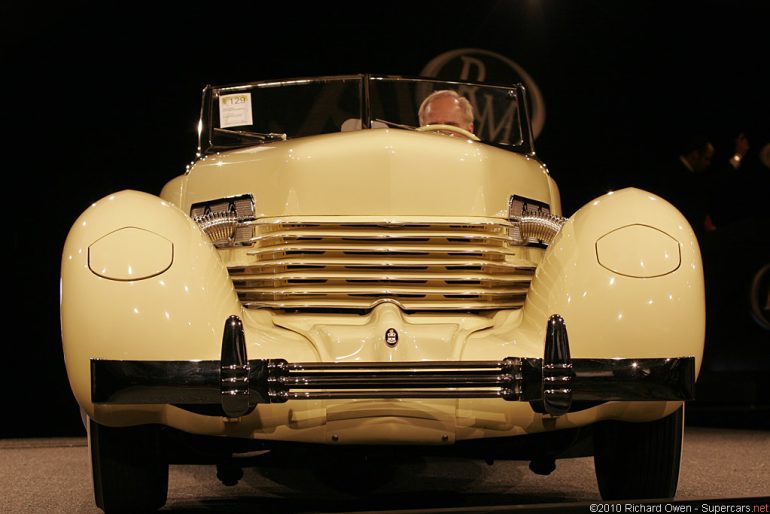 1935 Cord 810 Gallery | | SuperCars.net