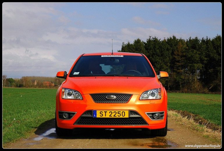 2005 Ford Focus ST Image Gallery