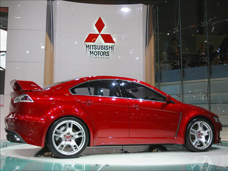 2005 Mitsubishi Concept-X Image Gallery