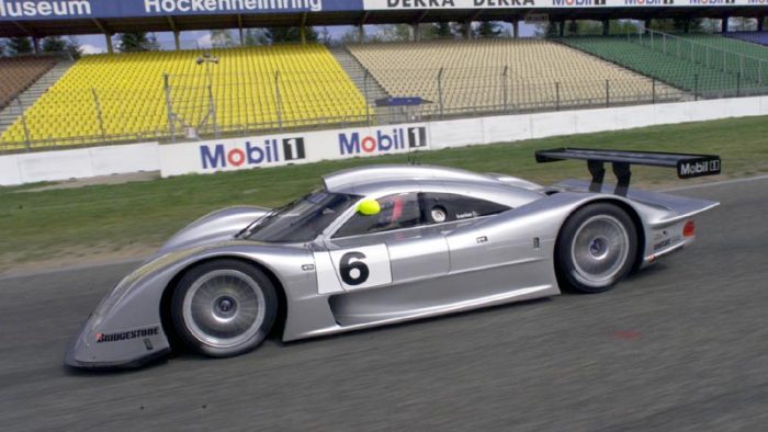 1999 Mercedes-Benz CLR | Review | SuperCars.net