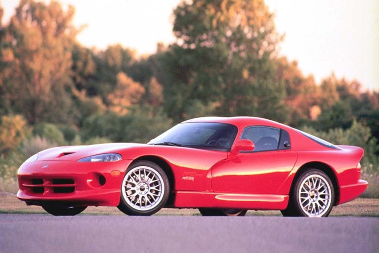 2000s Cars - The Ultimate Guide