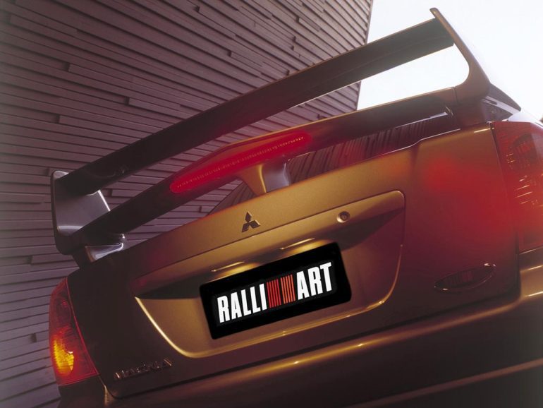 2002 Mitsubishi Magna Ralliart