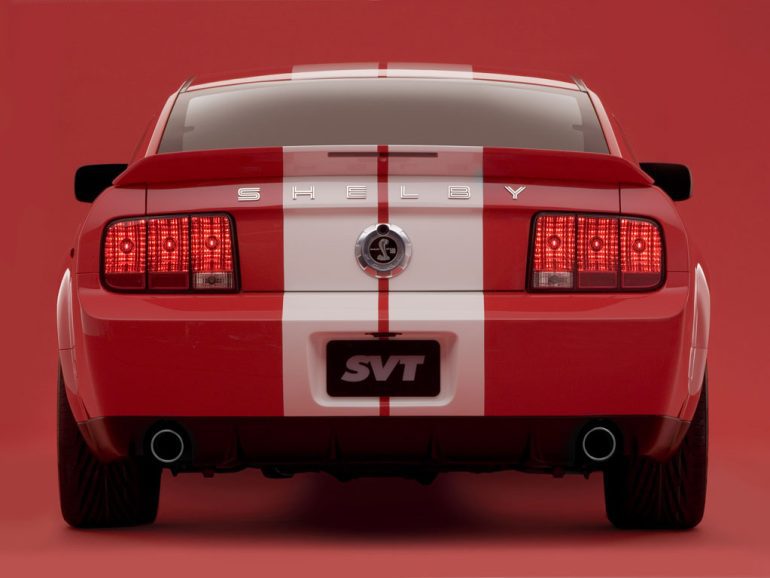 2005 Ford Shelby Cobra GT500 Pics & Information