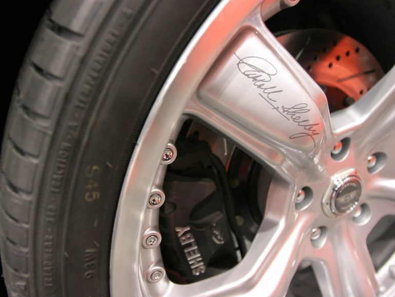 2005 Ford Shelby Mustang CS6