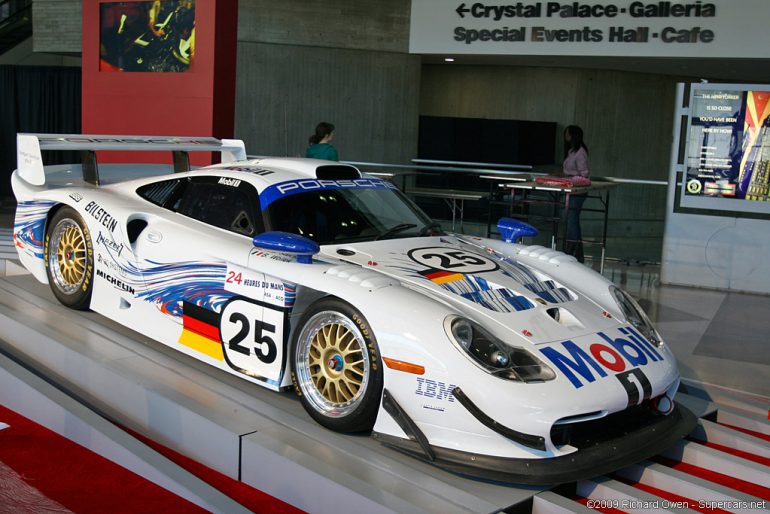 1997 Porsche 911 GT1 Evolution Image Gallery