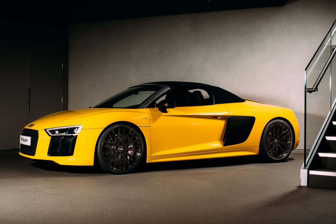 2016 Audi R8 Spyder Review