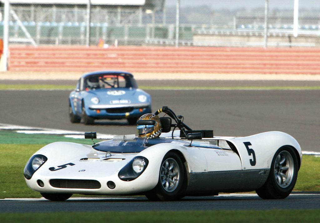 HSCC Historic Race Meeting at Silverstone (2017) - Recap & Photo Gallery