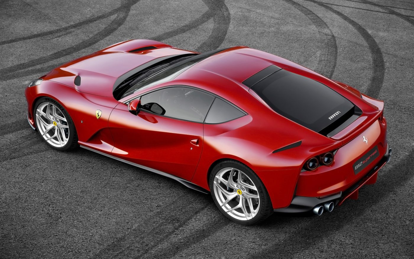 Ferrari 812 Superfast - Ultimate Guide