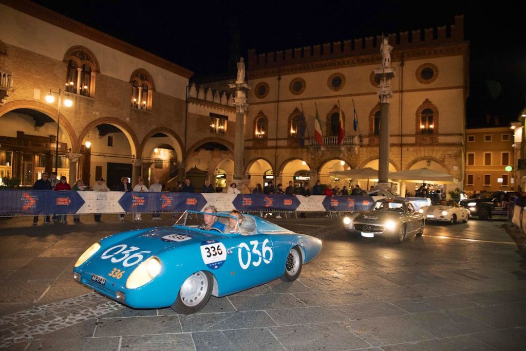 AUTOBLEU 750 1954 | | SuperCars.net