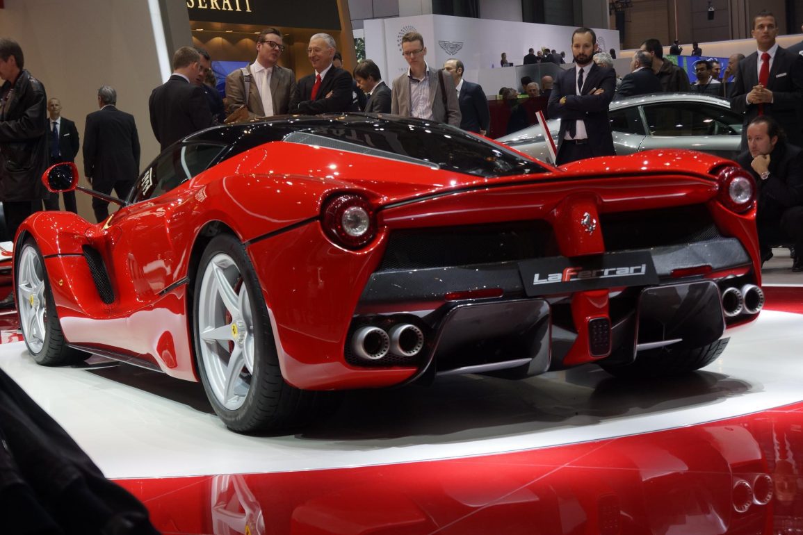 Ferrari LaFerrari Ultimate Guide 13 | | SuperCars.net Ferrari LaFerrari Ultimate Guide 13 | | SuperCars.net
