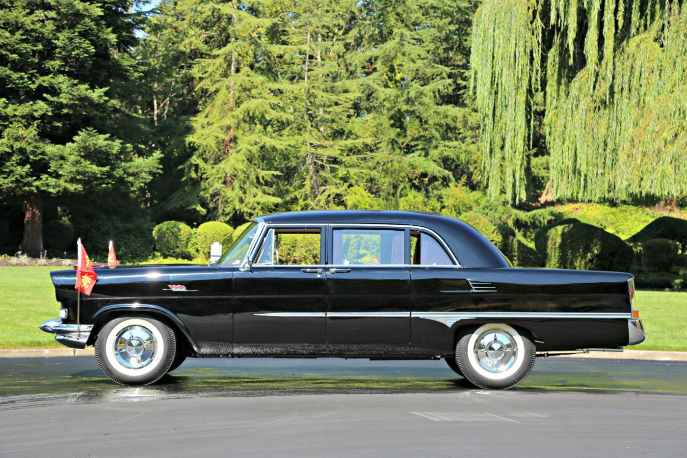 Red Flag for China’s Elite - 1965 CA 72 & 1974 CA 770 Hongqi