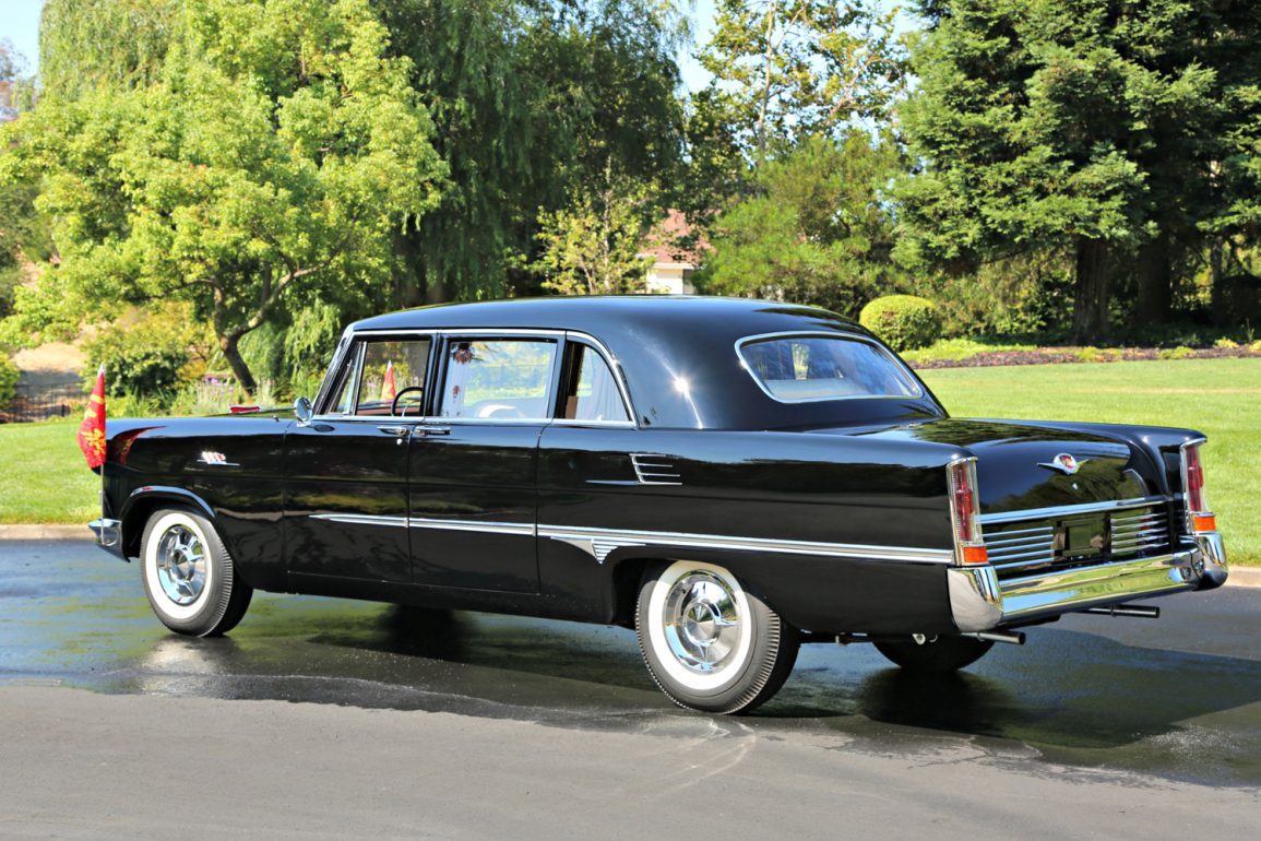 Red Flag for China’s Elite - 1965 CA 72 & 1974 CA 770 Hongqi