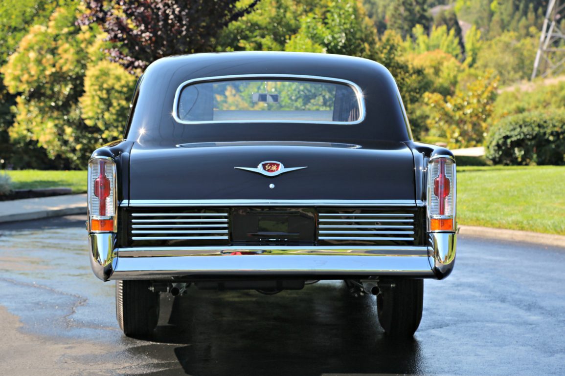 Red Flag for China’s Elite - 1965 CA 72 & 1974 CA 770 Hongqi