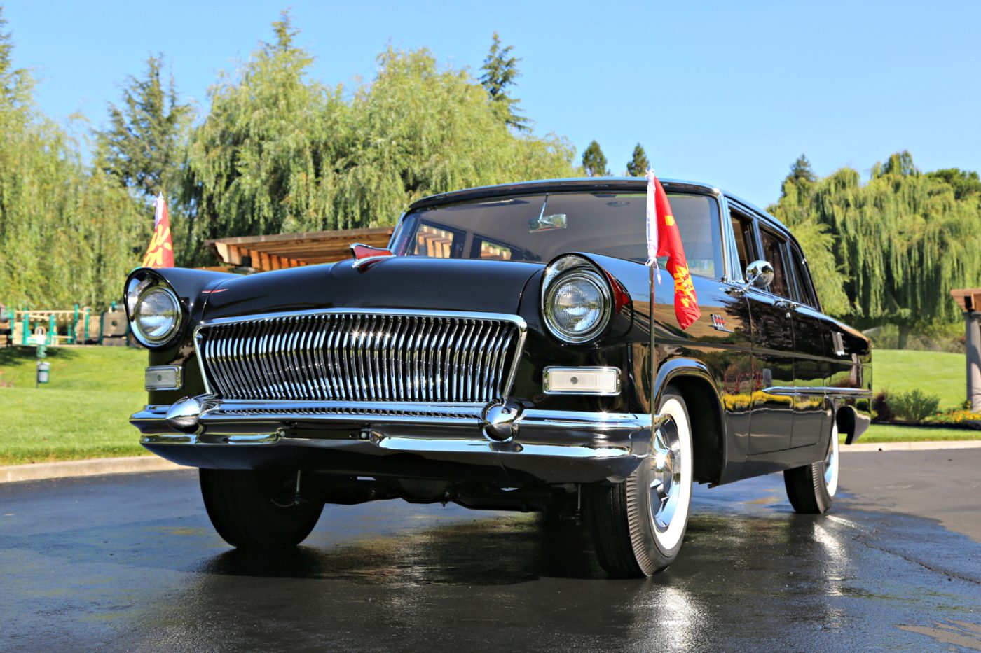 Red Flag for China’s Elite - 1965 CA 72 & 1974 CA 770 Hongqi