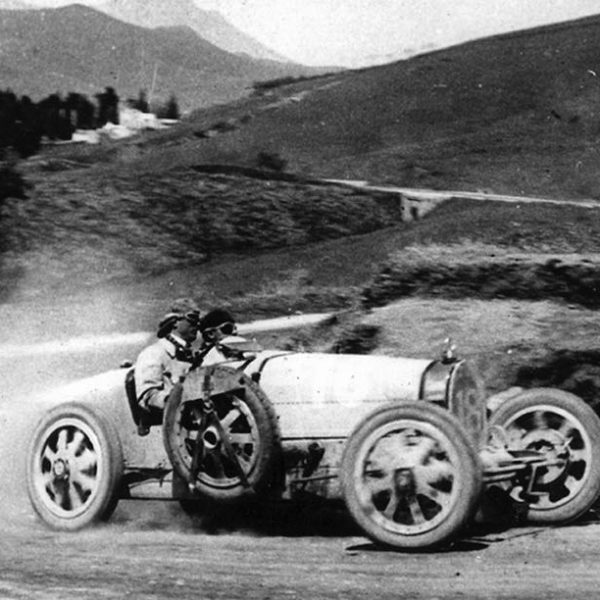 Bugatti: Research, Reviews, Models & More