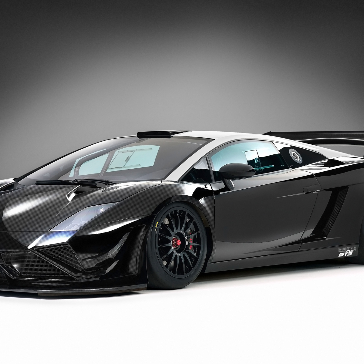 Lamborghini Race Cars (Ultimte Guide & Full List)