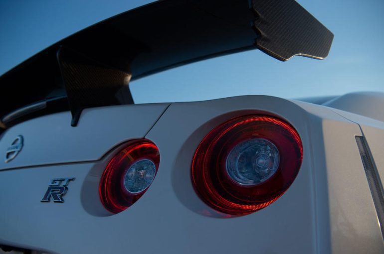 92-nissan-gt-r-nismo-2020-rear-lights | | SuperCars.net