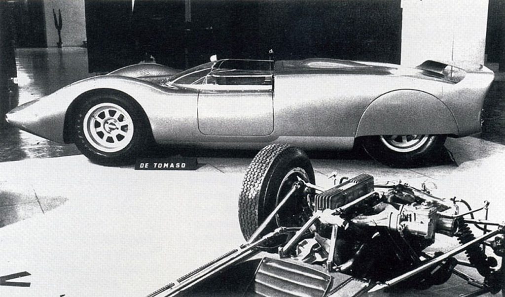 De Tomaso P72 Supercar and the P70 Will be at the Pebble Beach Concours ...