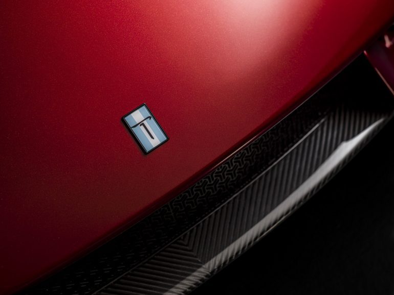 The New De Tomaso P72 is a Stunning Machine