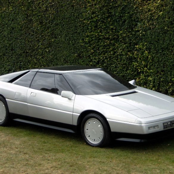 Lotus Concept Cars (Ultimate Guide & Full List)