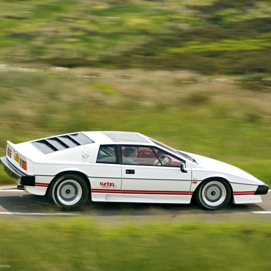 Lotus Esprit - The Ultimate Guide