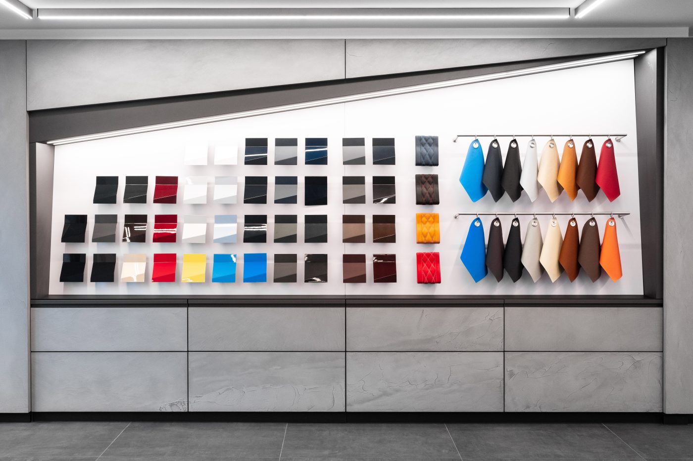 Bugatti Opens Newest Showroom In Paris | SuperCars.net