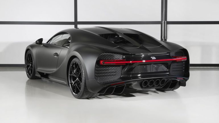 Bugatti Chiron Special Noire Edition Marks Production Halfway Point