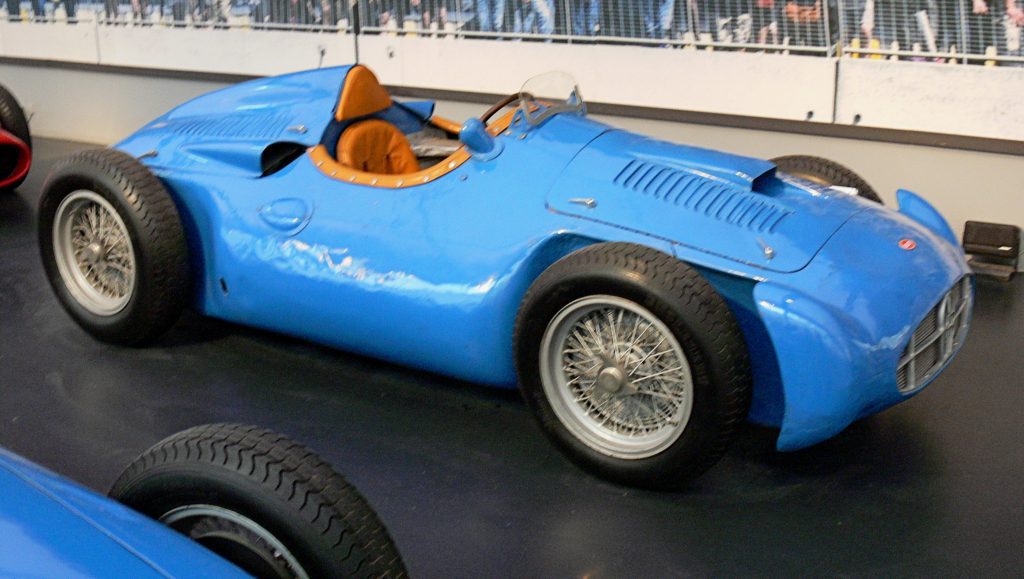 Bugatti Veyron - A Deep Dive
