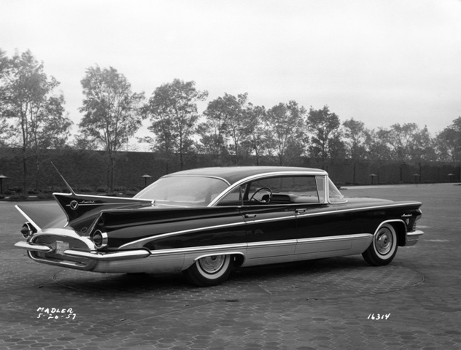 Car of the Day: 1959 Buick Invicta Concept